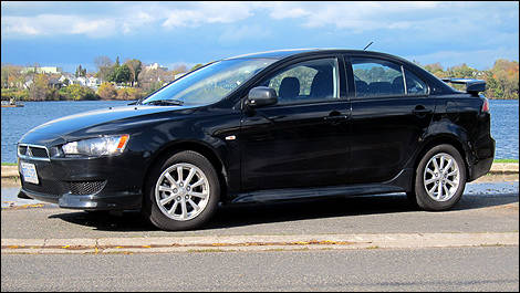 2011 Mitsubishi Lancer SE Review Editor's Review | Car News | Auto123