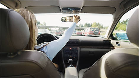 Top 10: Safe Driving Tips | Car News | Auto123