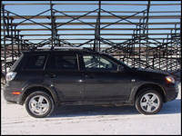 2006 Mitsubishi Outlander Limited AWD Road Test Editor's Review | Car ...