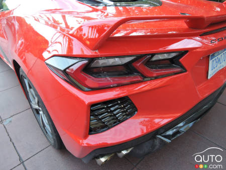 2020 Chevrolet Corvette Stingray first drive | Car Reviews | Auto123