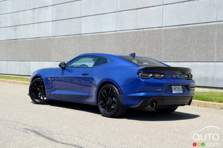 2019 Chevrolet Camaro 1LE review | Car Reviews | Auto123