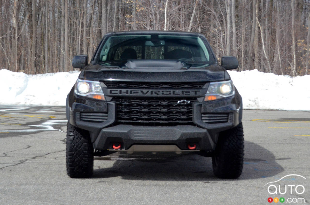 Essai du Chevrolet Colorado ZR2 Midnight 2021 : à la redécouverte d’un ...