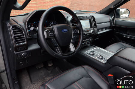 2019 Ford Expedition review | Car Reviews | Auto123