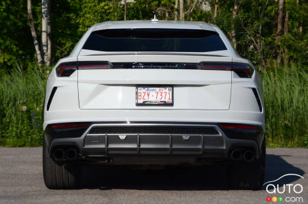 2019 Lamborghini Urus review | Car Reviews | Auto123