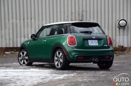 2020 Mini Cooper S 60th Anniversary Edition review | Car Reviews | Auto123