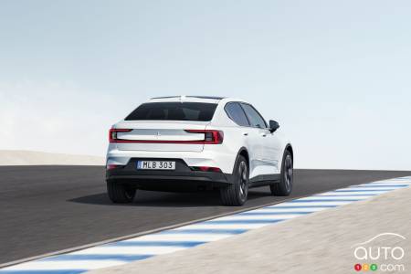 Polestar 2 returns to Canada with tech upgrades | Car News | Auto123