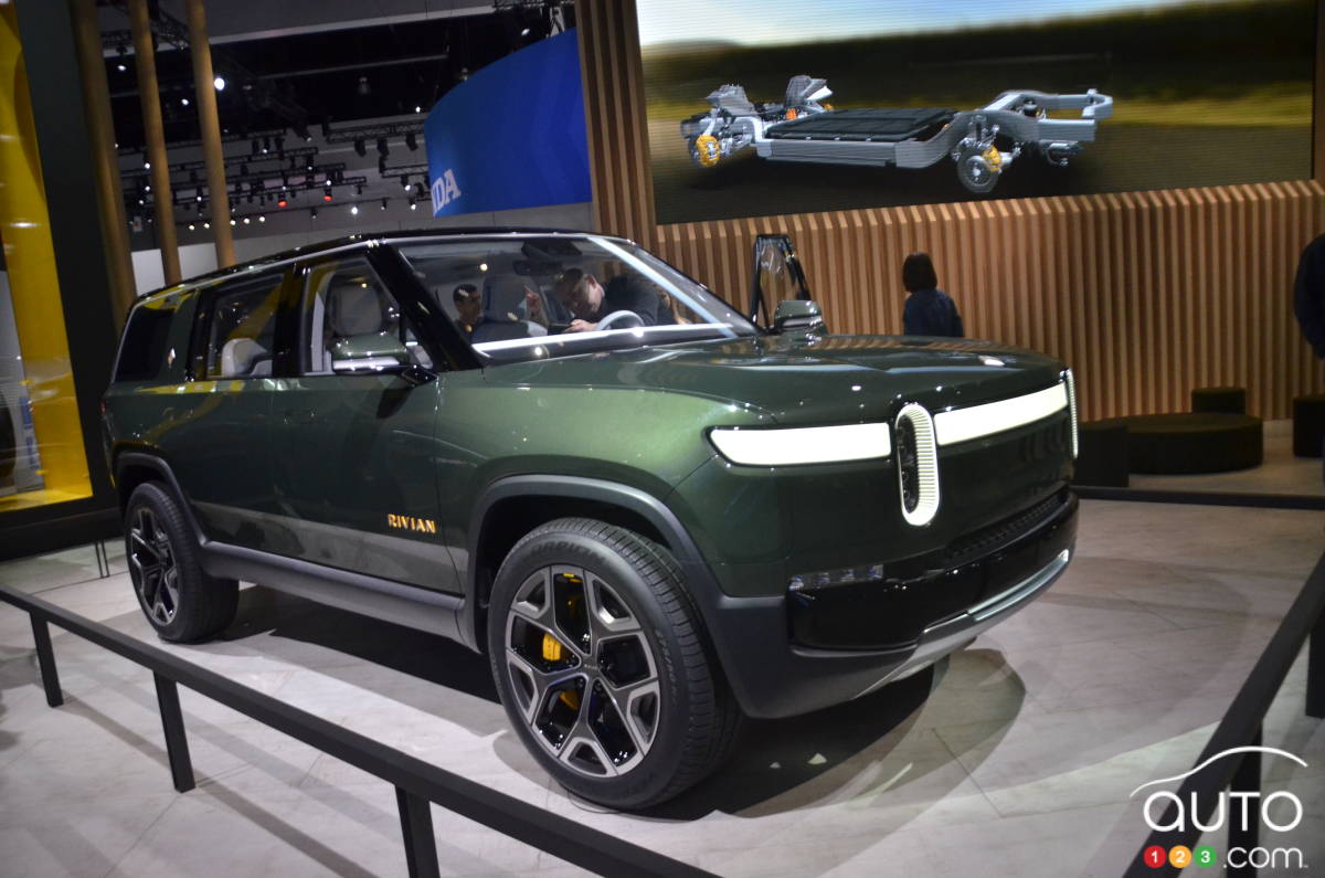 Le projet de VUS Lincoln sur plateforme électrique Rivian est abandonné ...