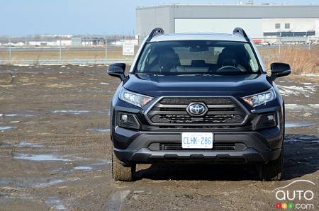 2020 Toyota RAV4 Trail TRD Off-Road Review | Car Reviews | Auto123