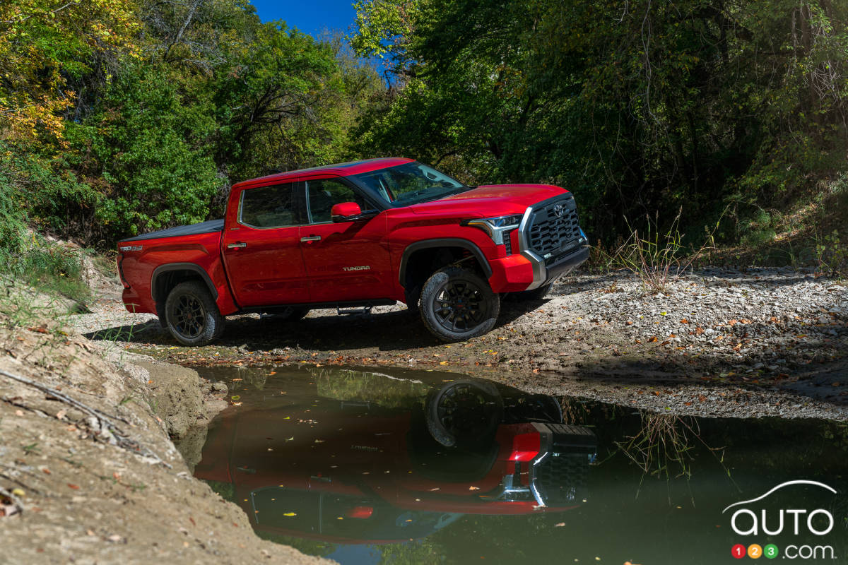 Toyota propose un ensemble pour rehausser votre Tundra de 2,6 pouces ...