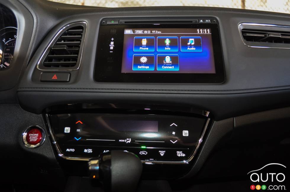 2016 Honda HR-V pictures | Auto123