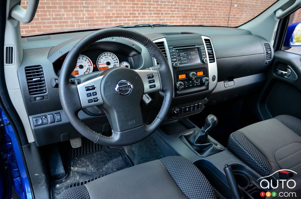 2015 Nissan Frontier Pro 4X pictures | Photo 4 of 23 | Auto123