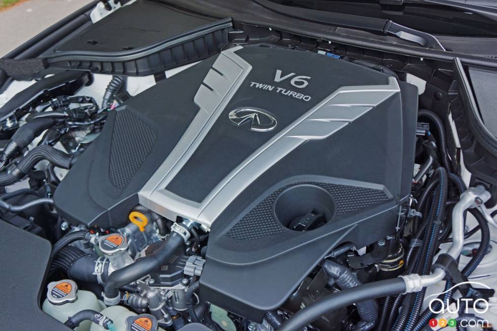 2016 Infiniti Q50s Red Sport pictures | Auto123