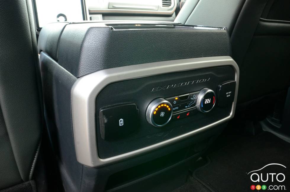 2022 Ford Expedition Timberline pictures | Auto123