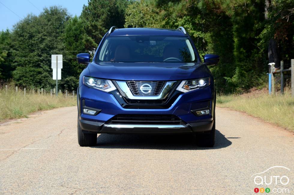2017 Nissan Rogue pictures | Auto123