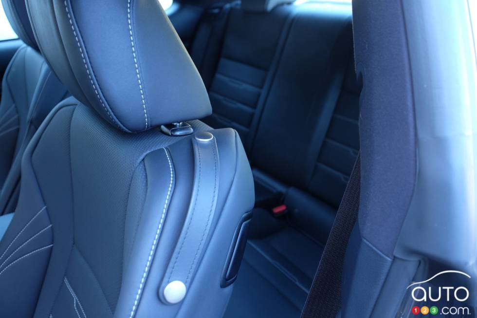 2021 Lexus RC 350 Black Line pictures | Auto123